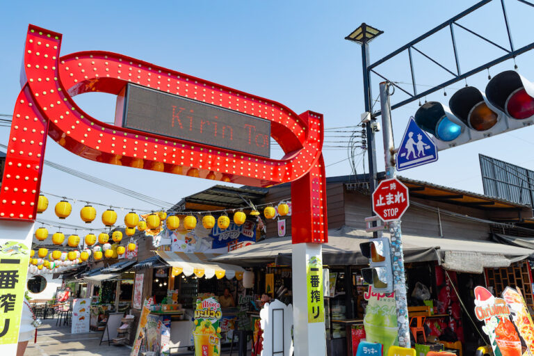 バンセン観光ガイド｜ビーチだけじゃない都心駅や漁船市場などおすすめスポットを徹底紹介 | タイ一択